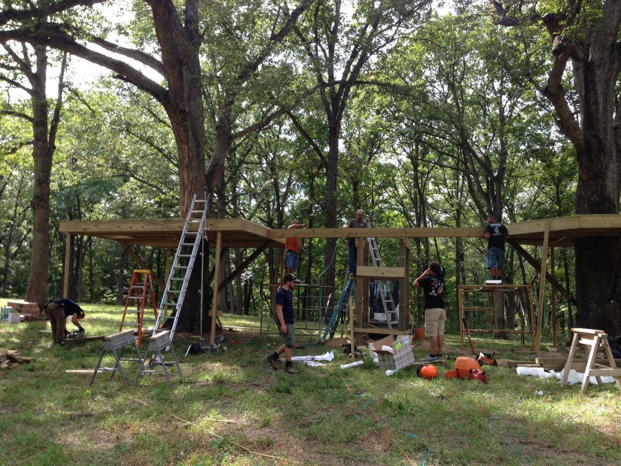 DIY Network Treehouse Show - Tree Top Builders